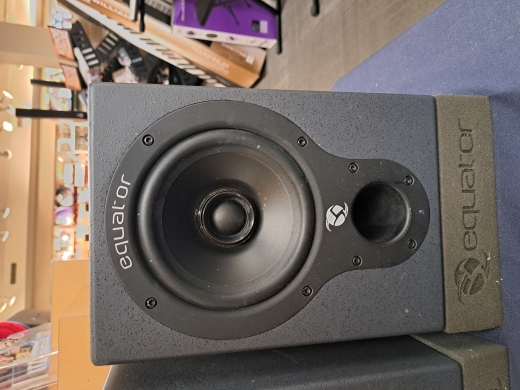 Gear Hunter | Equator D5 Monitor